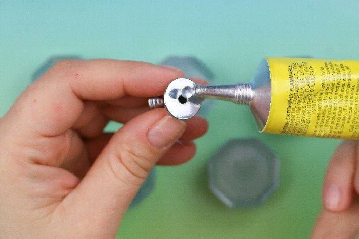MAKE YOUR OWN CABINET DRAWER PULLS FROM RESIN Mad In Crafts